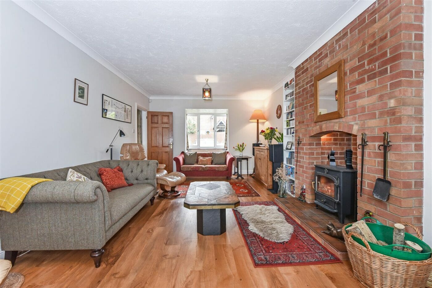 The Bramleys, Whiteparish, Salisbury - Henshaw Fox