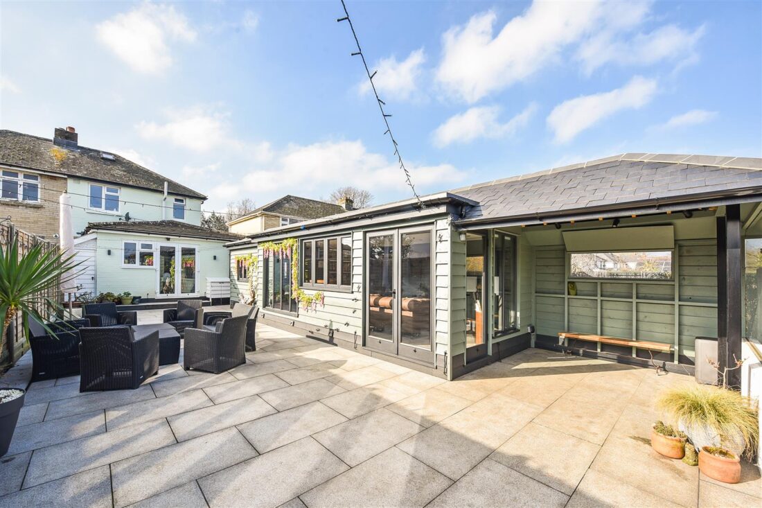 Pollards Moor Road, Copythorne, Hampshire - Henshaw Fox